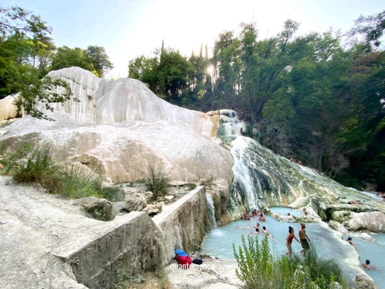 Bagni San Filippo: terme libere in Val d'Orcia • Quantomanca.com